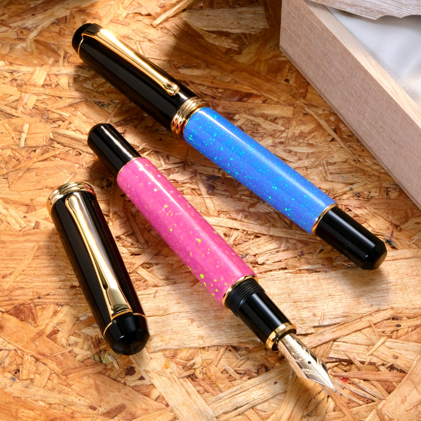 Kuretake Yumeginga Fountain Pen - Kyoto Opal - Blue – Muze Pens